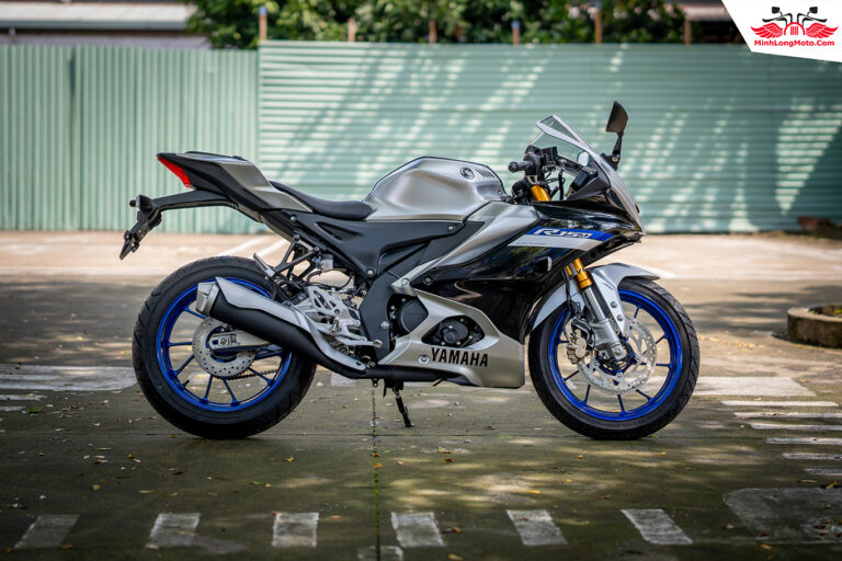 Giá xe Yamaha R15 V4 & R15M chính hãng phiên bản ABS