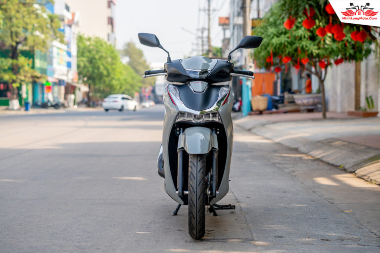 Giá xe Honda SH 160 2025 phiên bản động cơ 4 van eSP+