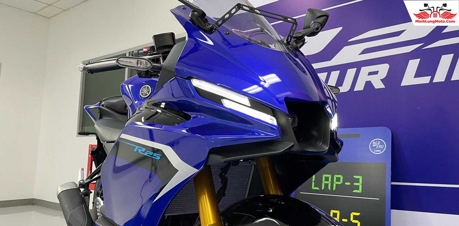 Yamaha R25 2025 ngoại hình mới chinh phục khách hàng trẻ