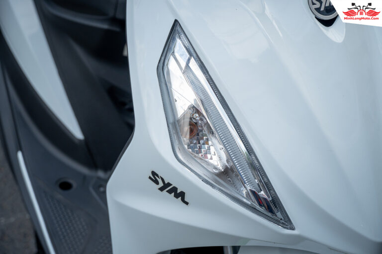 SYM Shark 50 xe tay ga 50cc có ngoại hình như Vision
