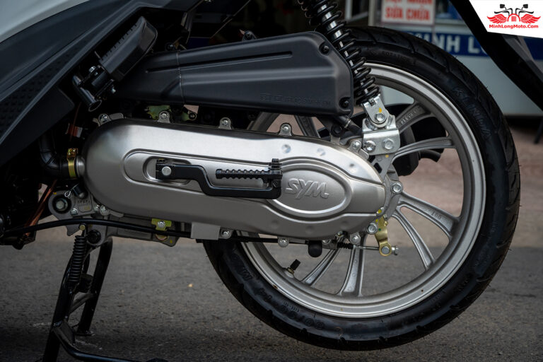 SYM Shark 50 xe tay ga 50cc có ngoại hình như Vision