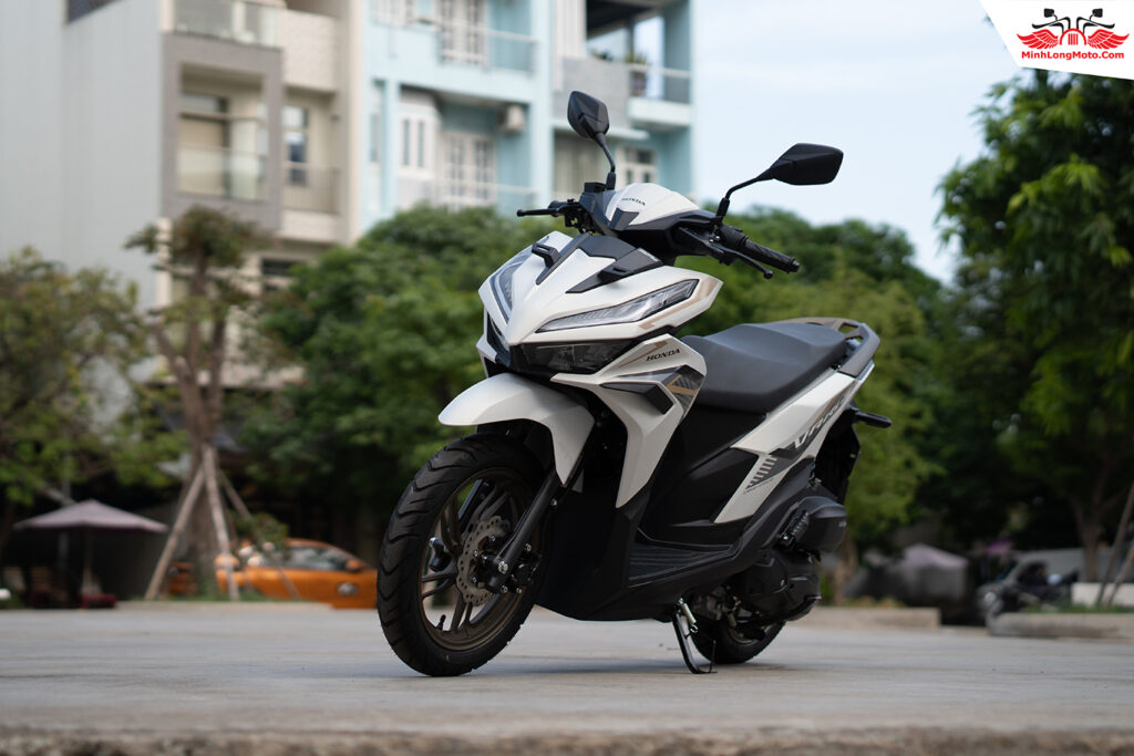 Xe Vario Trắng: Giá Xe Honda Vario trắng đen 2025