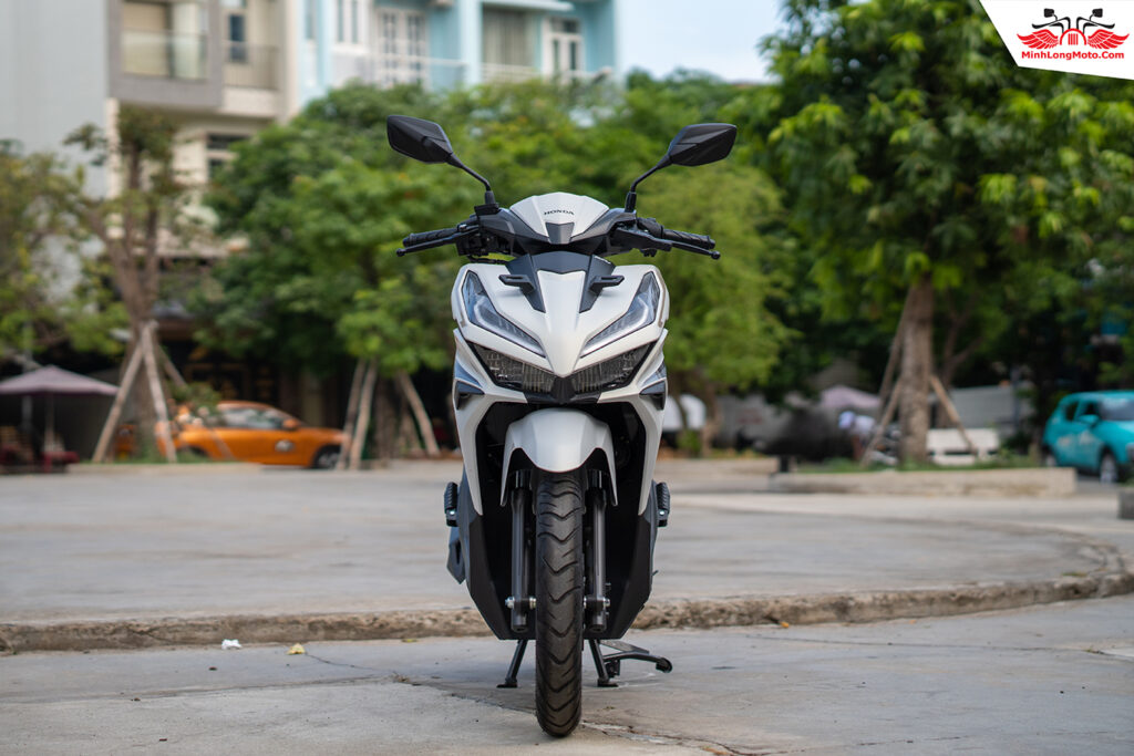 Xe Vario Trắng: Giá Xe Honda Vario trắng đen 2025