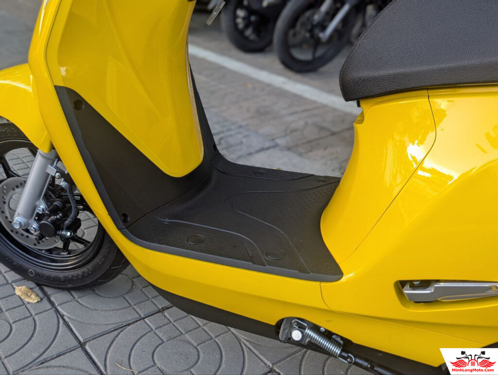 VinFast Evo 200 Lite : Giá rẻ, thông số, ưu đãi 2025