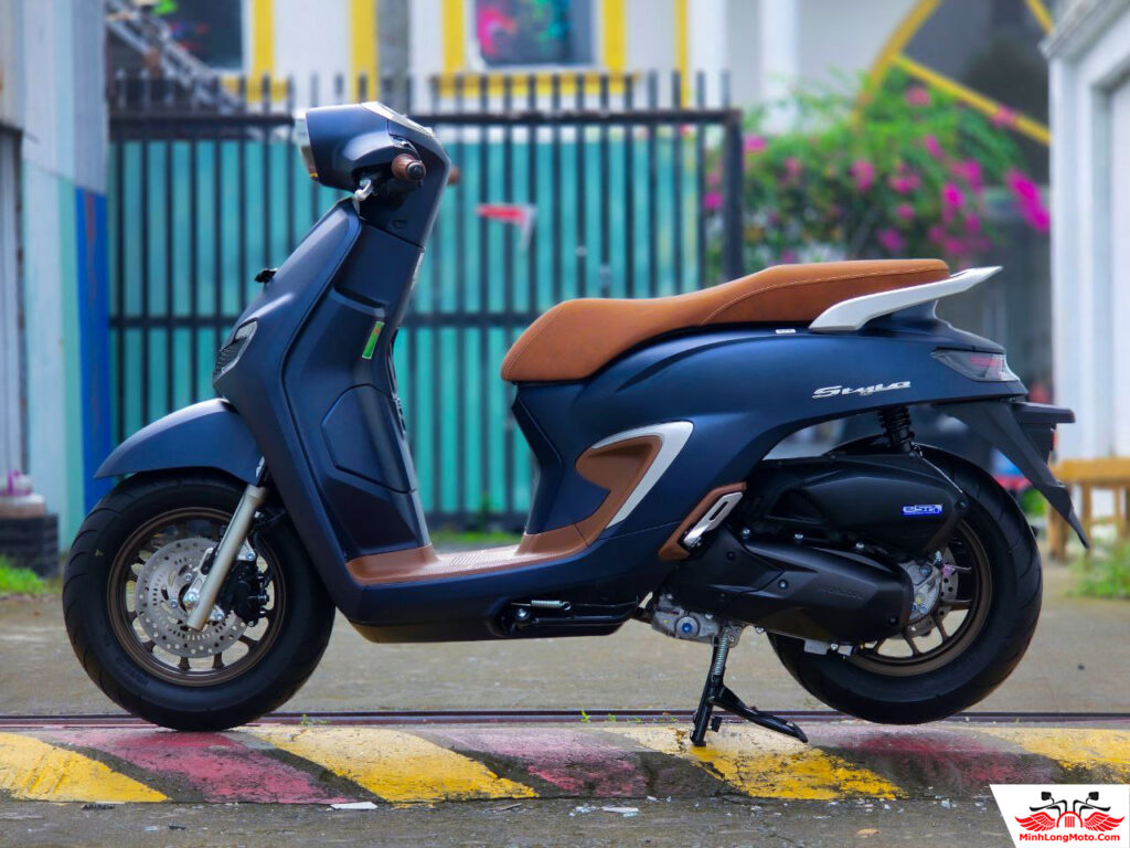 Honda Stylo 160 ra mắt | Xe tay ga Retro mới có gì HOT?