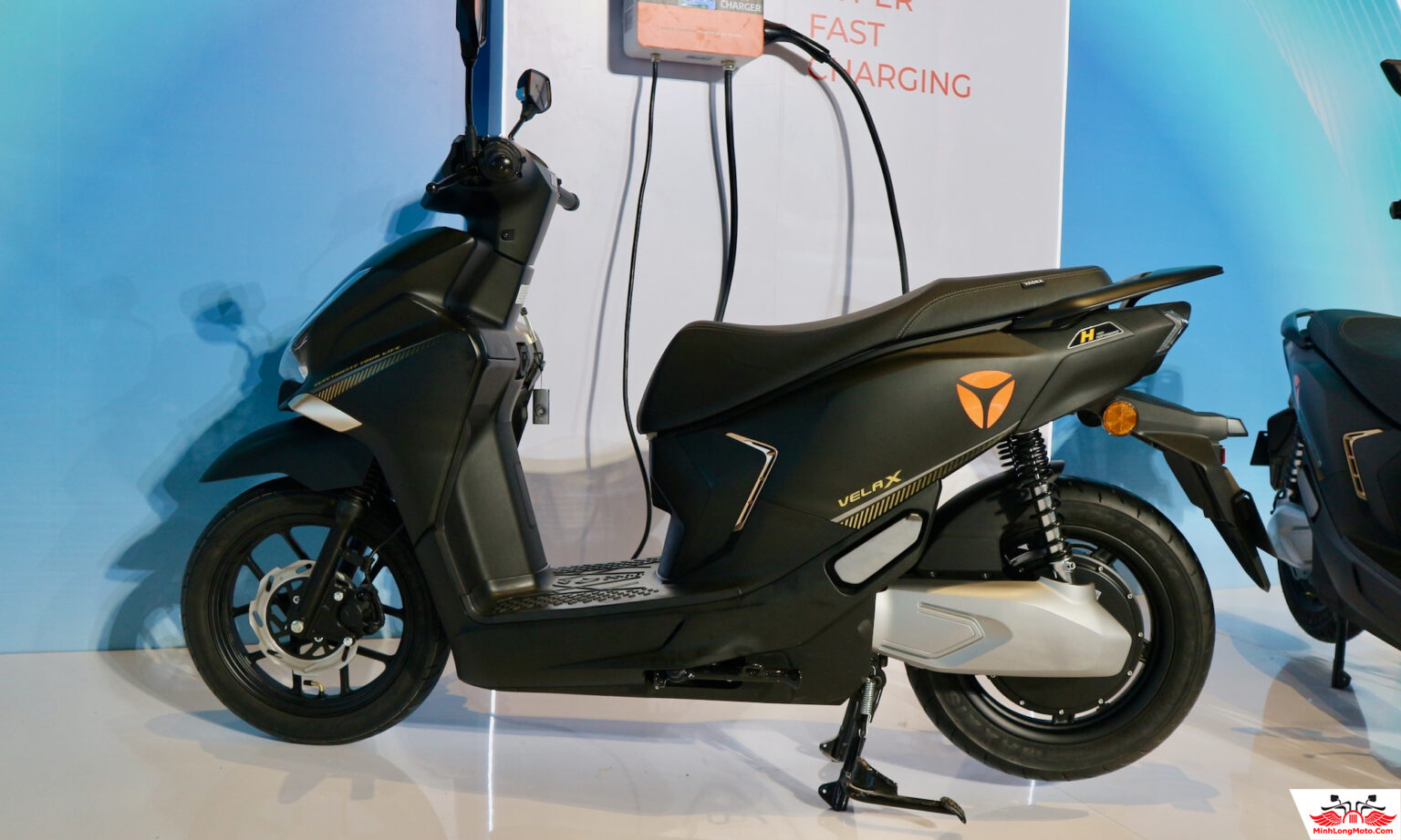 Yadea Velax - Xe điện ngoại hình thể thao như Vario