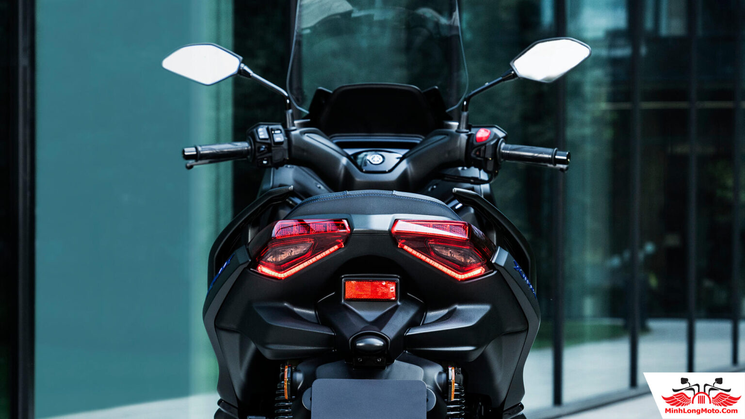 Yamaha XMAX 300 2026: Xe tay ga maxi scooter chính hãng