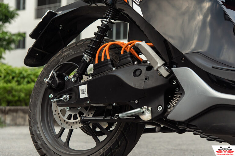 Dat Bike Quantum - Xe điện tốc độ cao cho khách hàng Việt